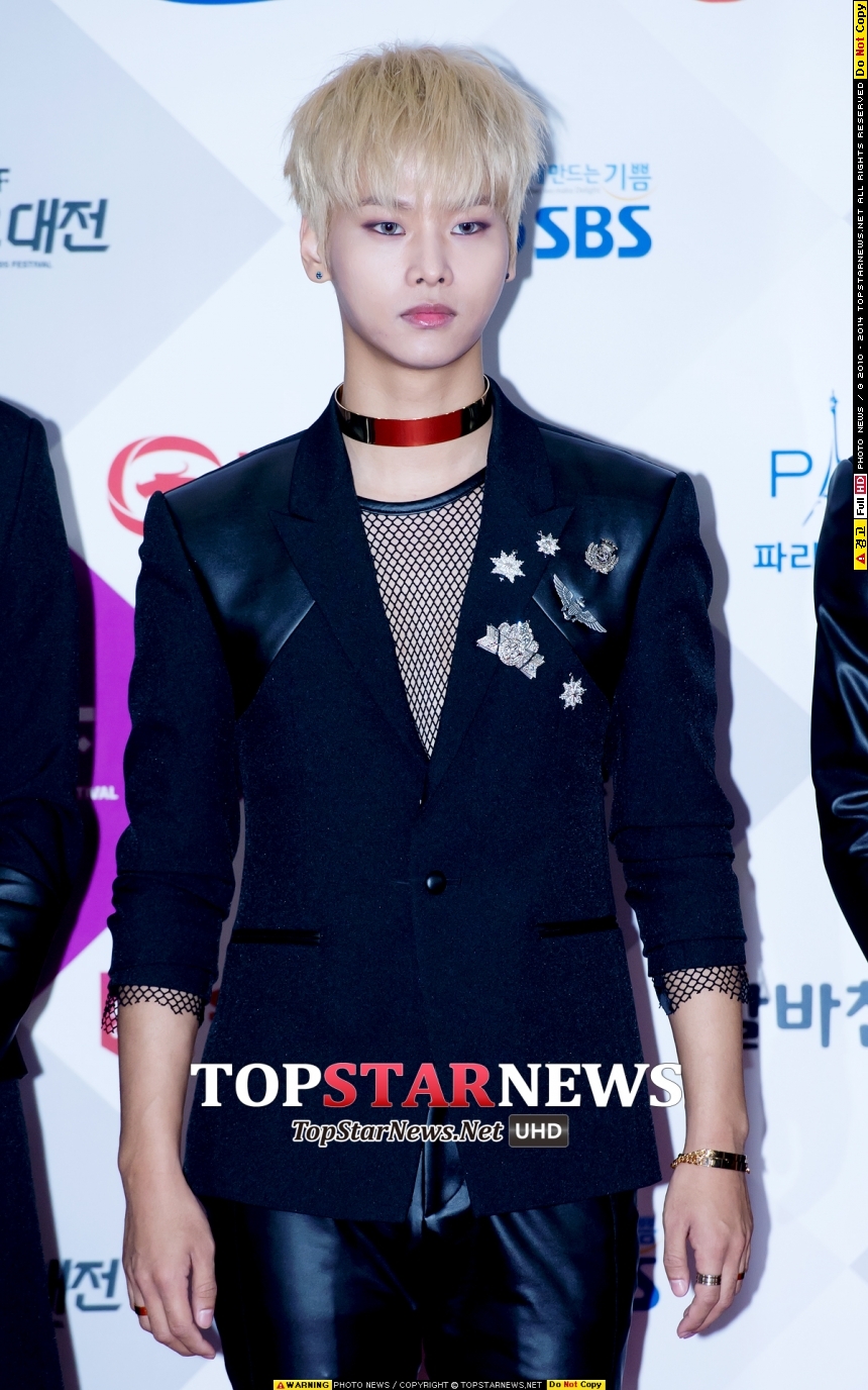 [HD포토] 빅스(VIXX) 엔, ‘섹시미가 넘쳐흐르는 눈빛’ (SAF 가요대전) - 김혜진 기자 - 톱스타뉴스